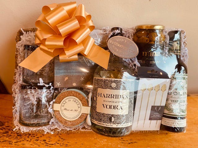 Harridan Vodka Craft Gourmet Gift Basket $185 5L Bottle - Bottle Shop ...